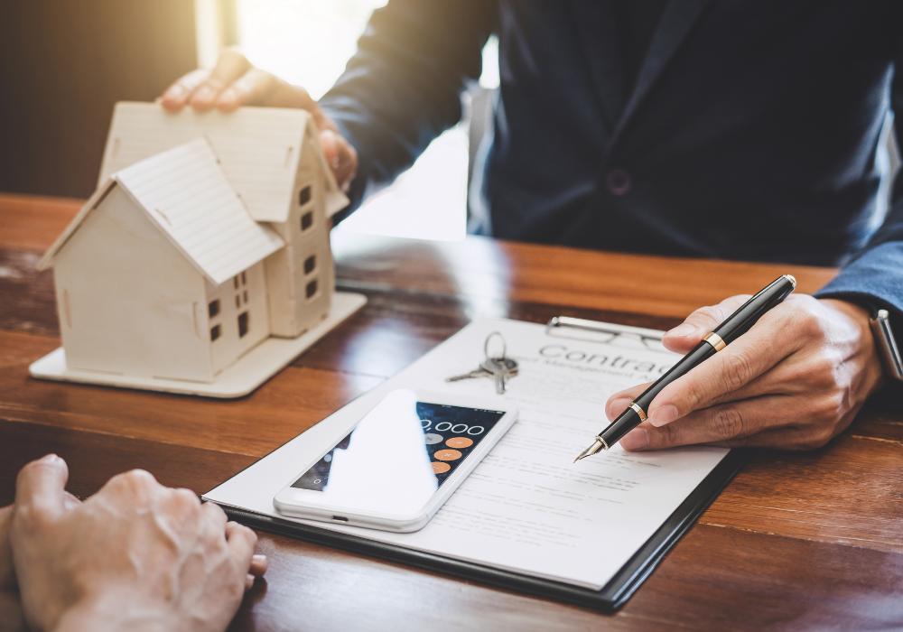 Understanding Home Insurance: Essential Coverage Explained - Homformation