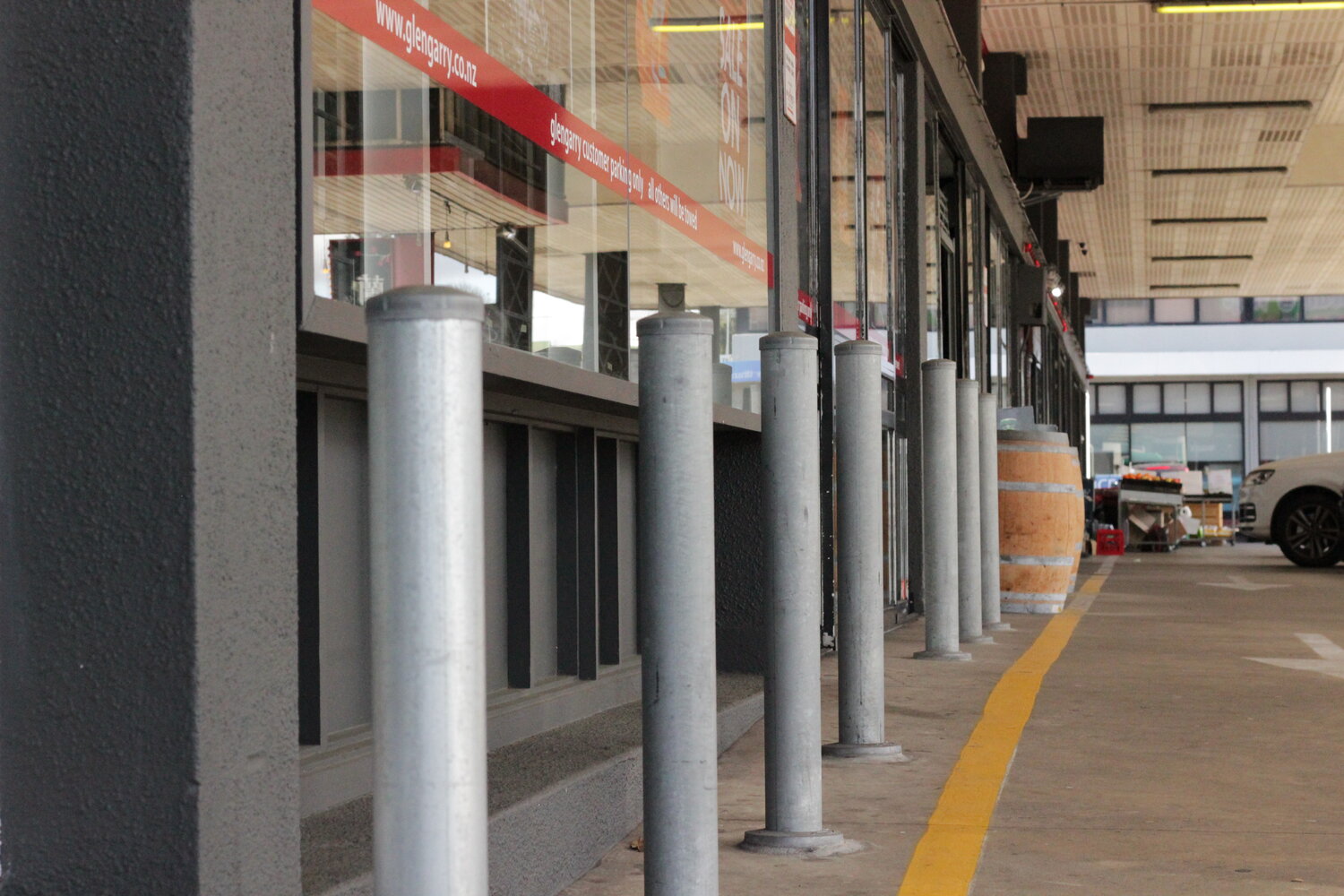 Why Galvanised Bollards Are the Ideal Choice for Construction Site ...